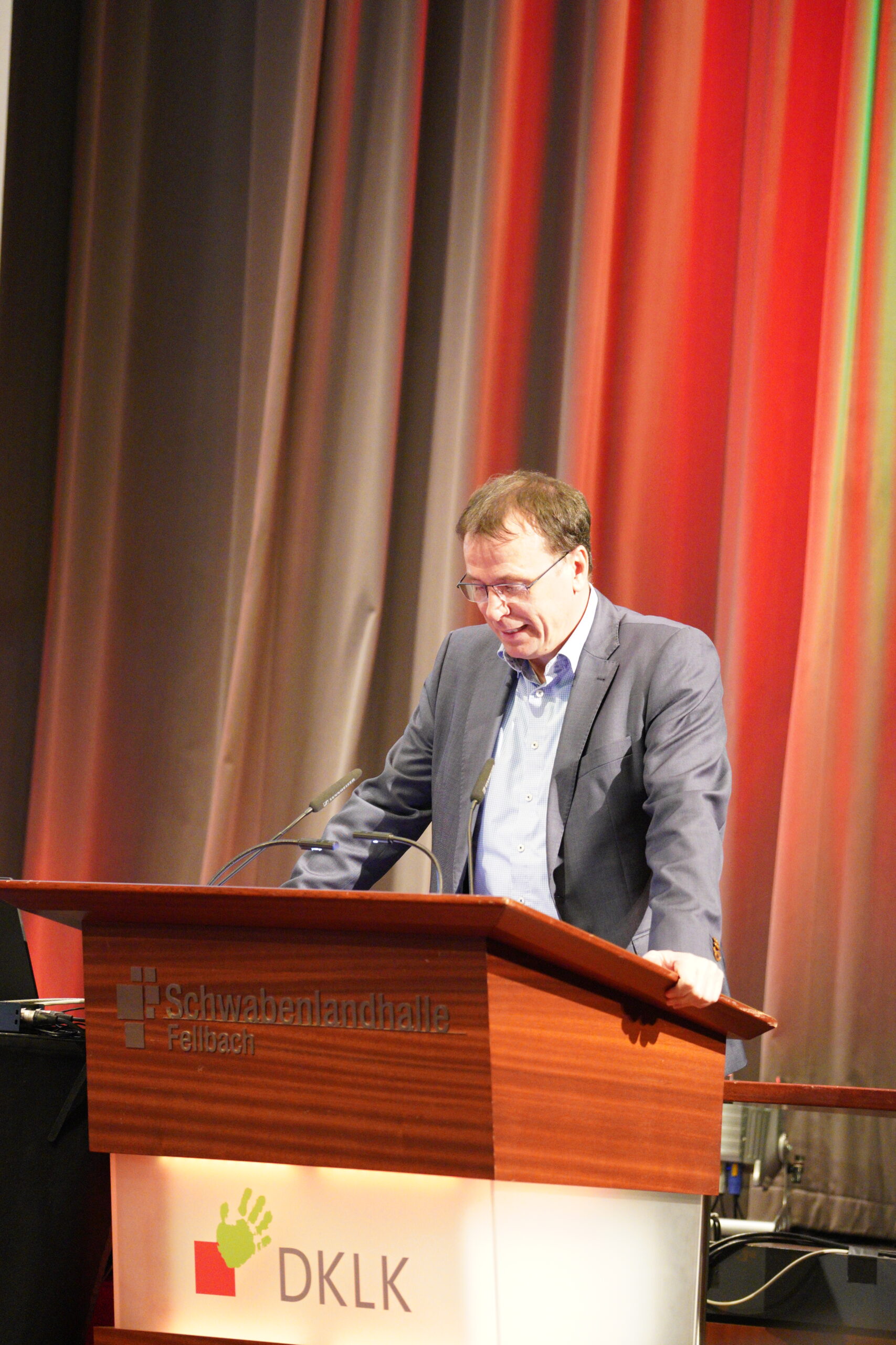 Gefragter Gesprächspartner: Der VBE präsentiert sich beim DKLK 2024 - VBE